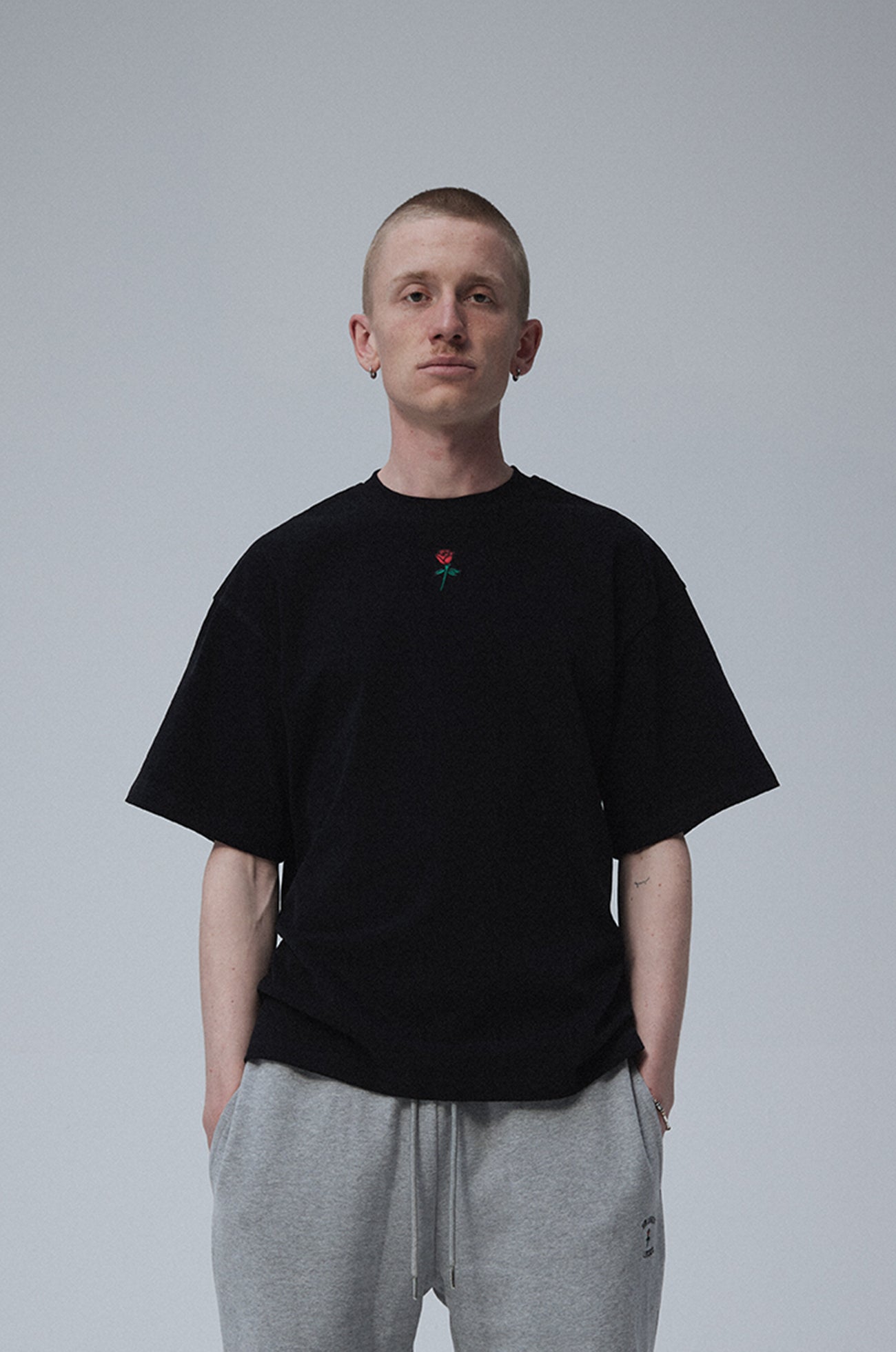 Stranger Society Garden t-shirt Black – STRANGER SOCIETY